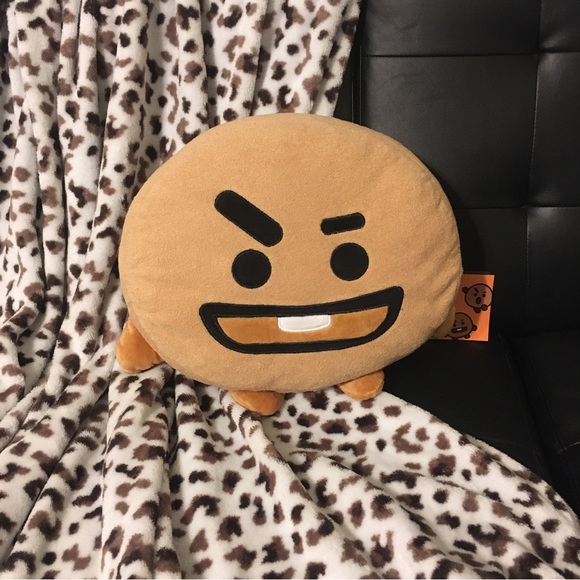 bt21 | Bedding | Bt2 Shooky Medium Face Plush Pillow | Poshmark